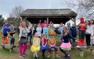 Merley First School - Dress to Express